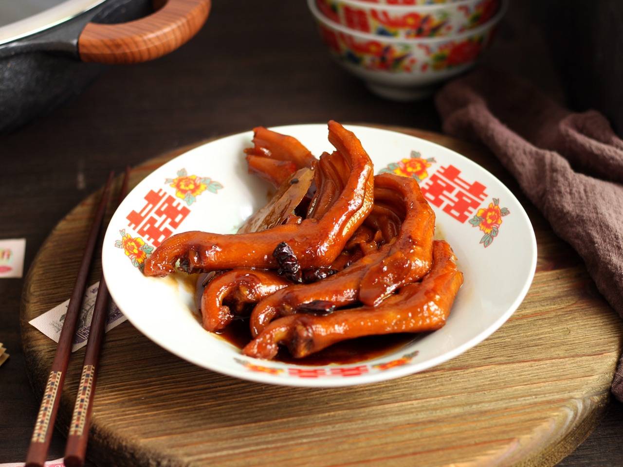 The Braised Duck Feet, which teaches you nutrition to satisfy your ...