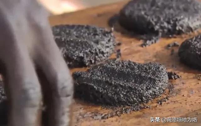 The special African food "mosquito cake" is rich in high protein, and ...