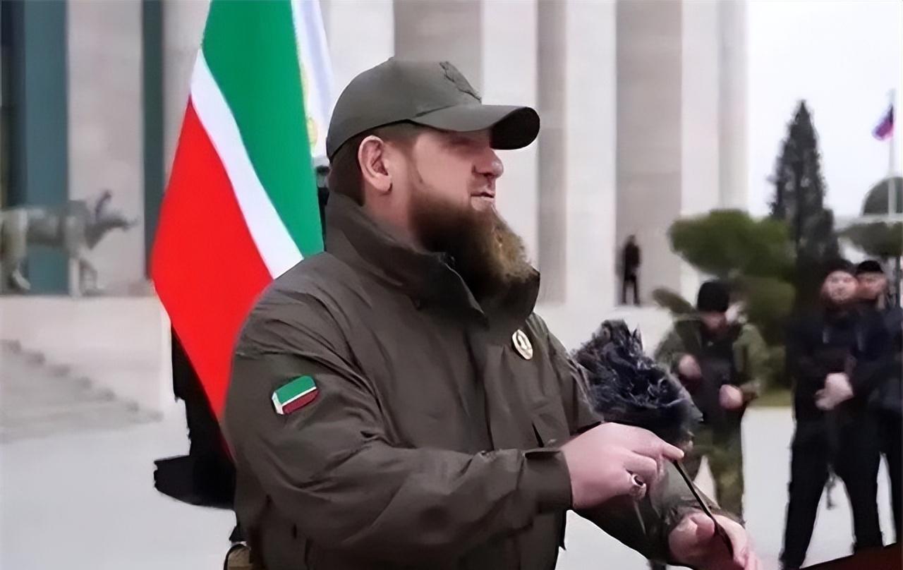 President of the Republic of Chechnya: There are 8,000 private guards ...