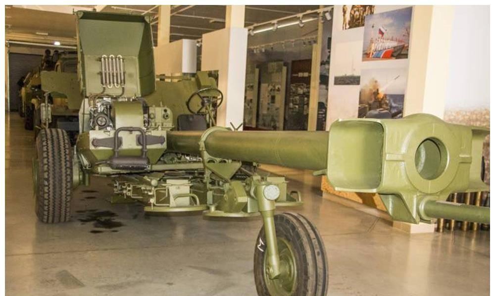 Known as the most powerful anti-tank gun - Octopus-B - iNEWS