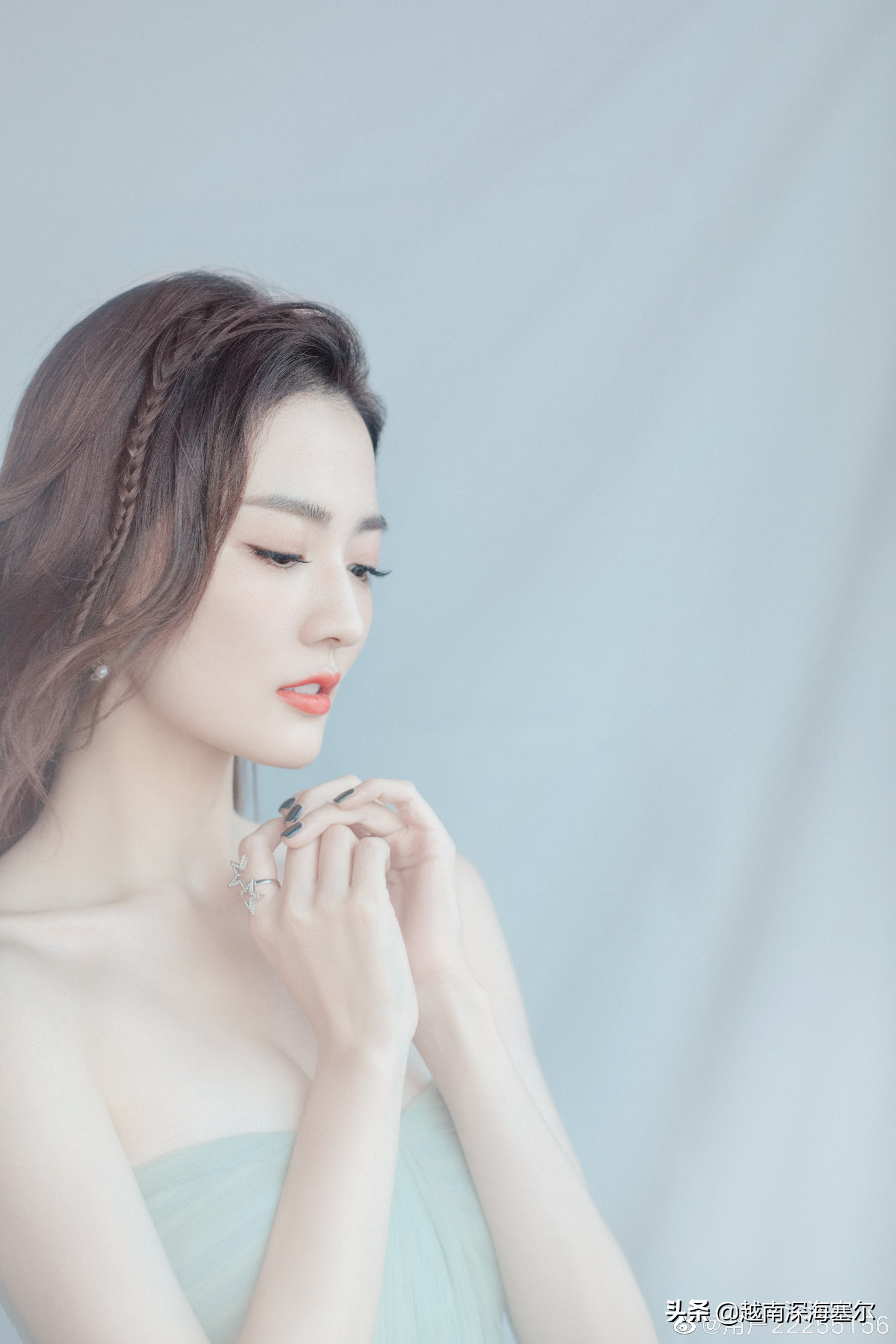 23-year-old Xu Jiao became popular with "Changjiang No. 7" - iNEWS