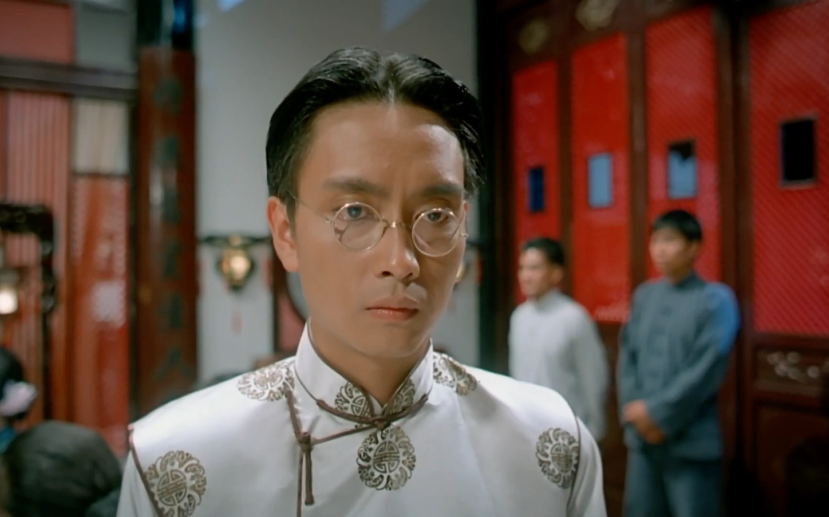 Thirteen Langs of the South China Sea, a Genius' Journey in the World ...