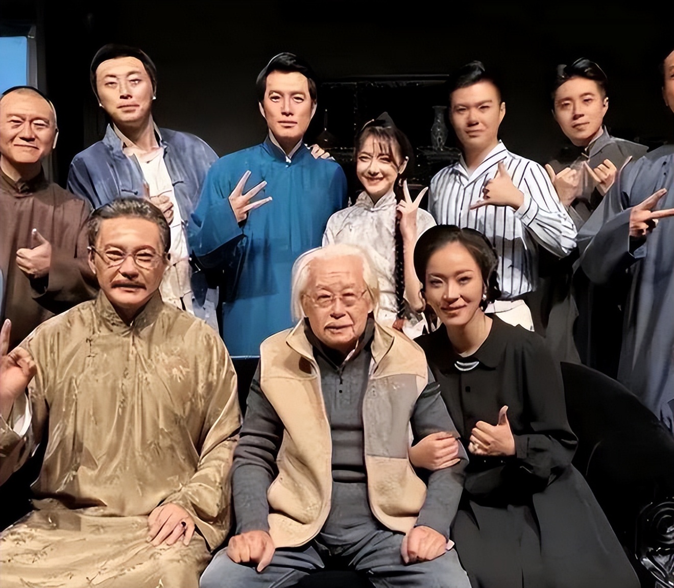 The 55-year-old Shao Bing's "Jinwu Zangjiao" wife for 20 years is the ...