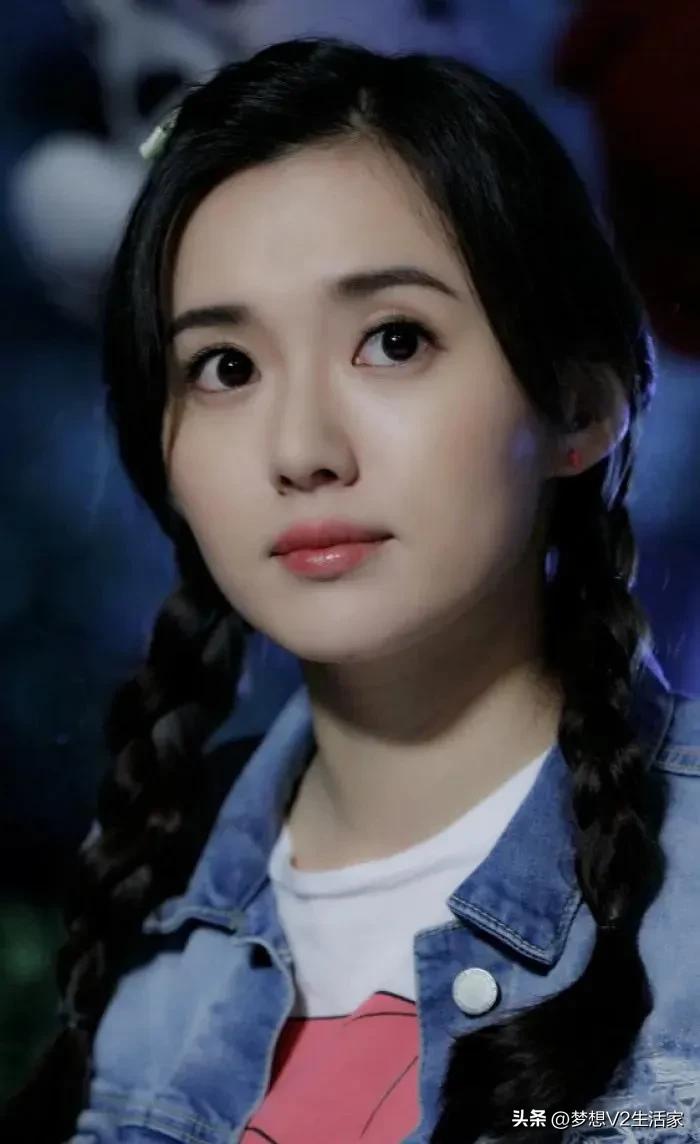 Oxygen beauty Jiang Kaitong, lovely girl next door temperament - iNEWS