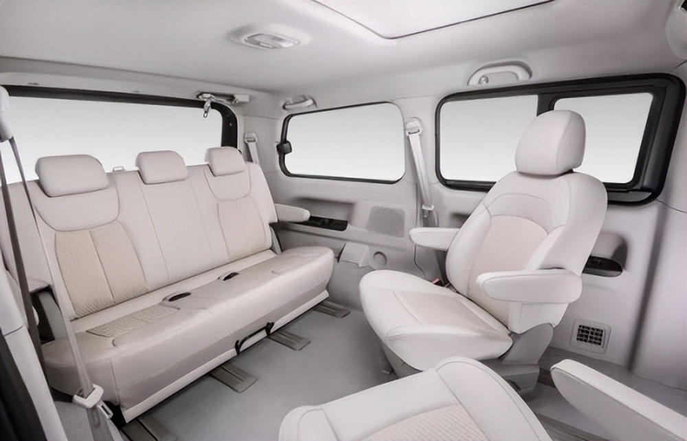 Refine M4 is the new MPV model with low energy consumption and high value - iMedia