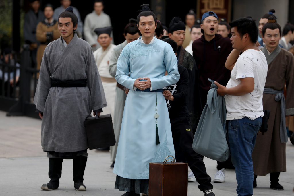 45-year-old Feng Shaofeng's ancient puppet is questioned! The ...