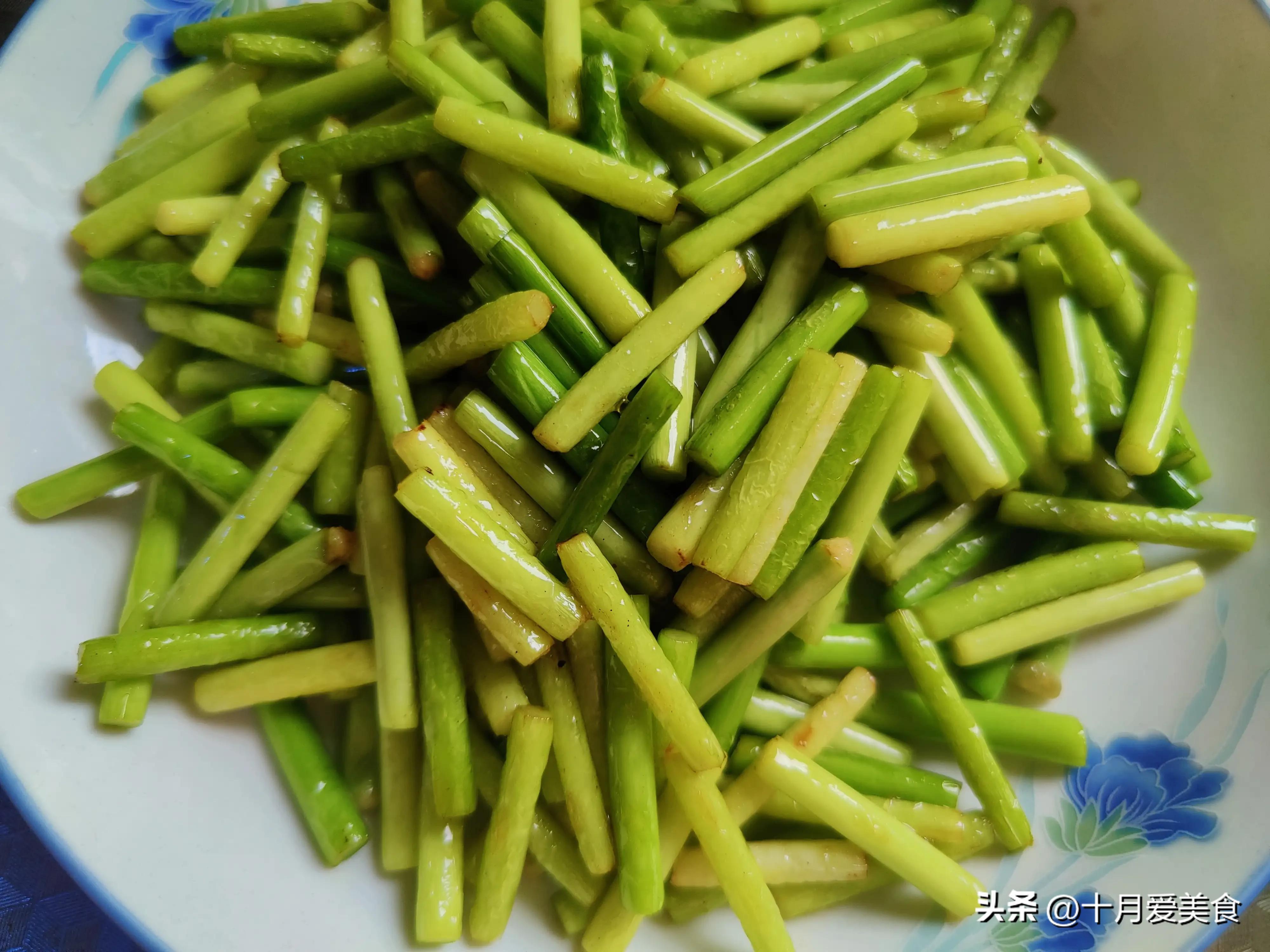 Stir-fried Pork with Garlic Moss - iMedia