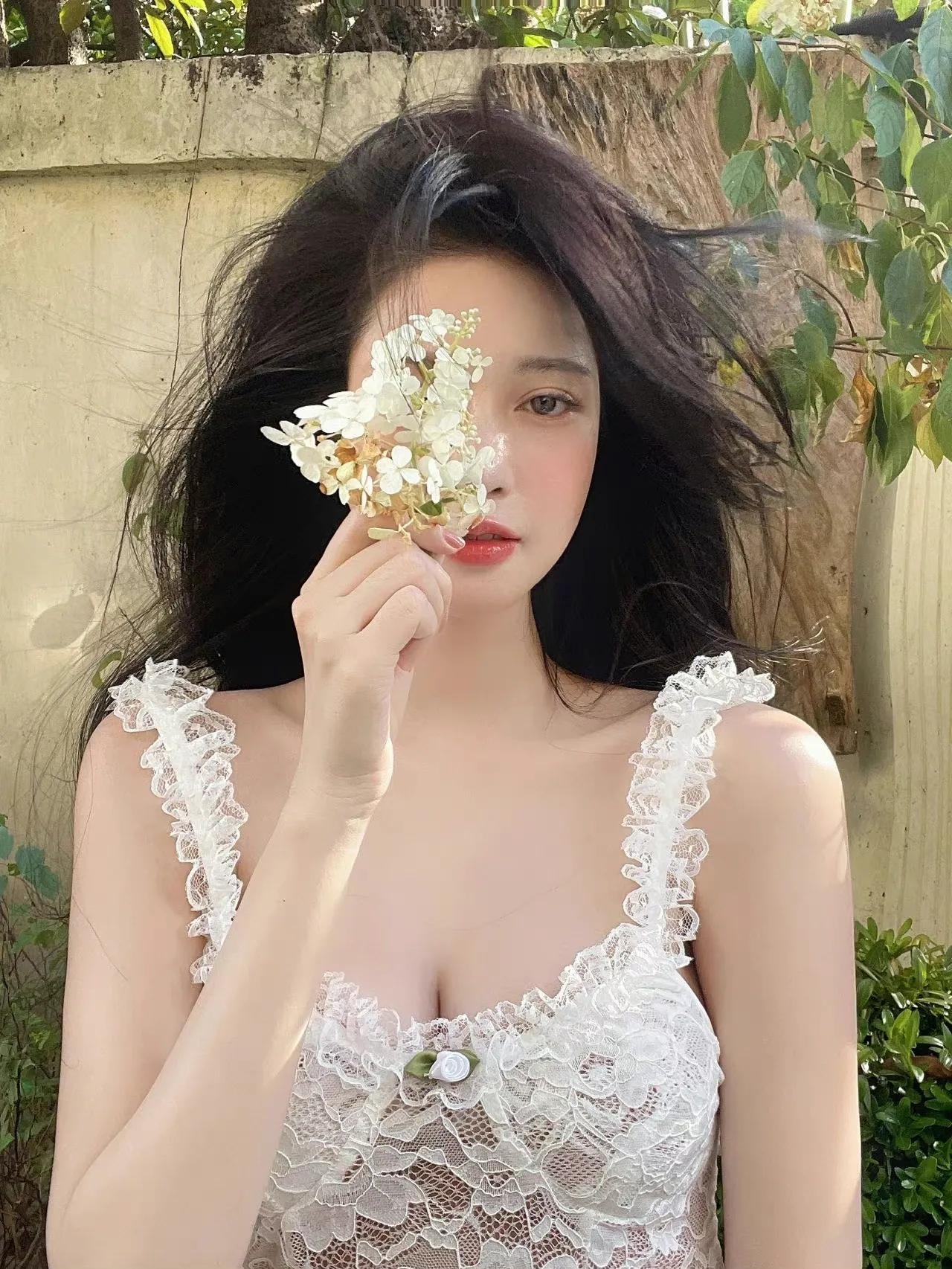Light Mature Woman See Through Lace Dress Taste Of Summer Imedia