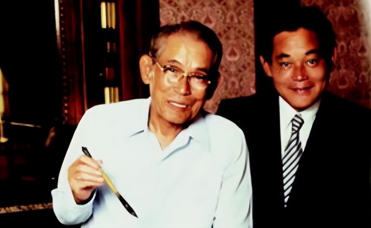 Hallyu godmother Li Meijing: After being kicked out of the house by the ...