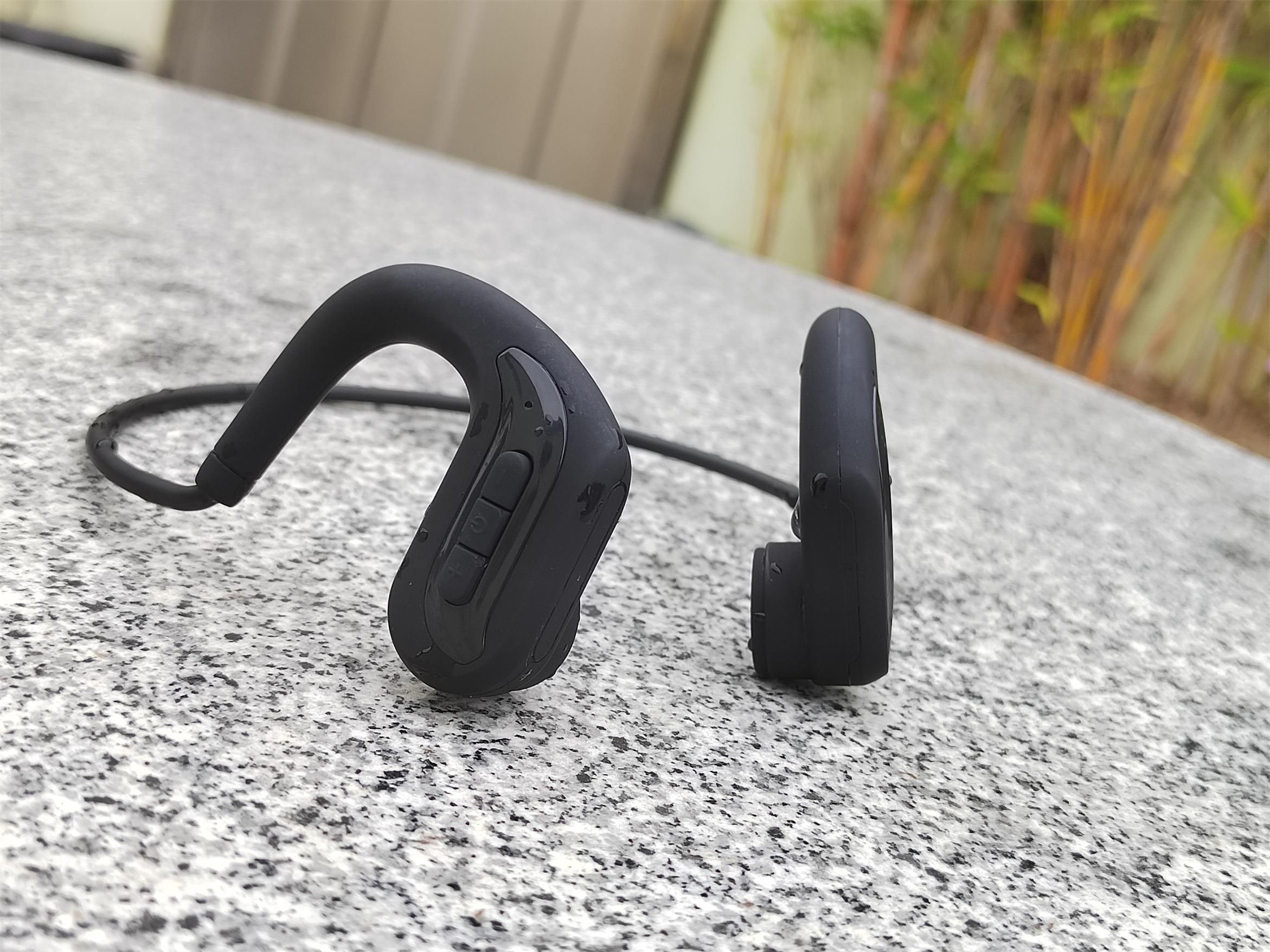 Enjoy an underwater music feast with Yongyuan Y9 bone conduction sports ...
