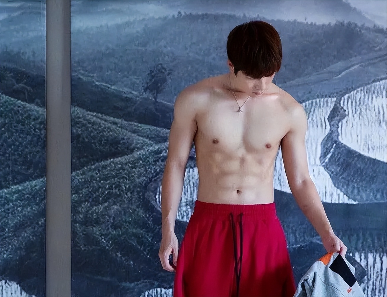 Coco's new male model is heavenly dish? Guo Jingming will choose him as ...