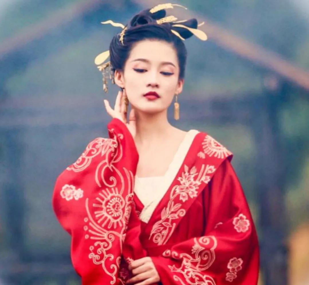 Biography of Chu Qiao: Why Yuan Chun hates Chu Qiao so much - iMedia