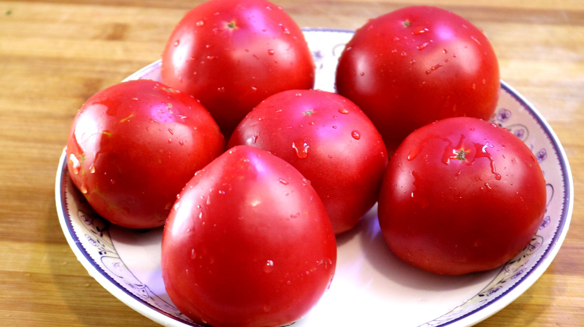 Are tomatoes a fruit or a vegetable? The exact answer depends on who ...