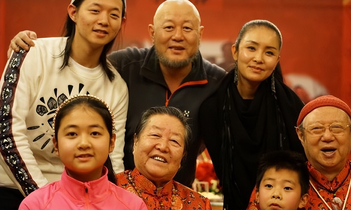 Huofeng: My daughter is better than Huo Zun, and Huo Miao scored "A+ ...