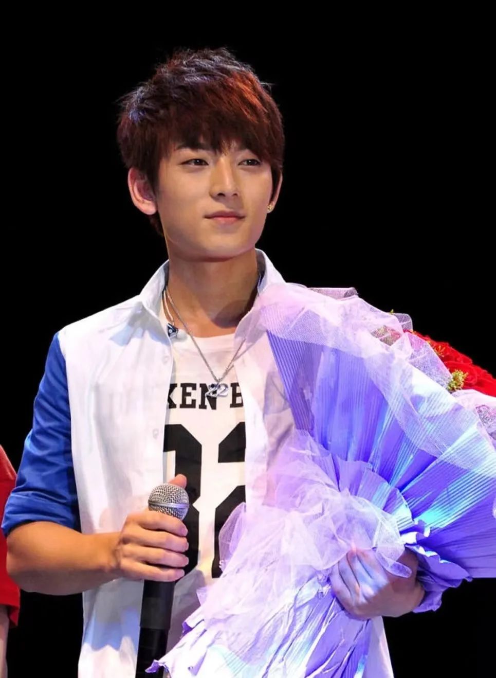 Little Gossip, Chen Xiang, Li Wei Su Xing, Zhang Zhilin, Yuan Yongyi ...