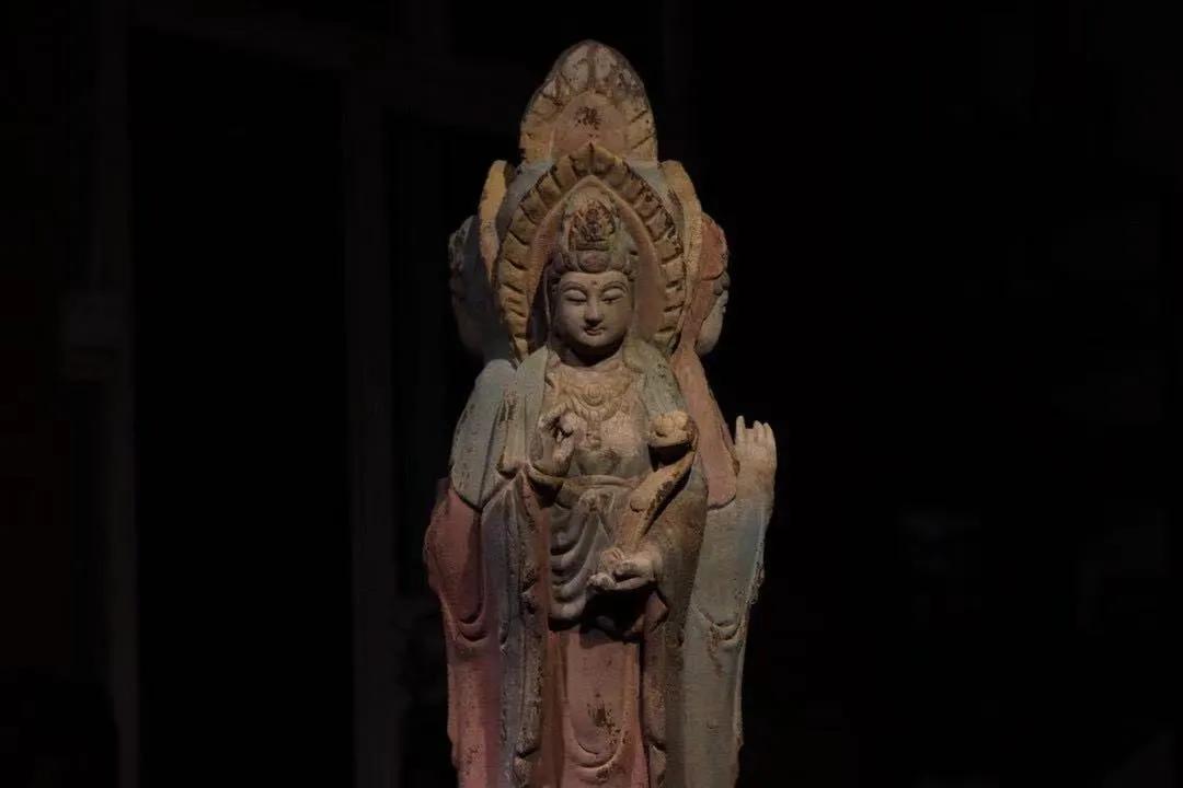 Buddhist shrine "Guanyin Bodhisattva" three-sided pagoda - iNEWS