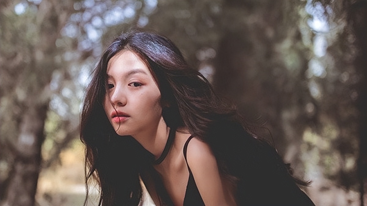 "Traitor" Zhou Junwei! Publicly praising the Japanese invaders was ...