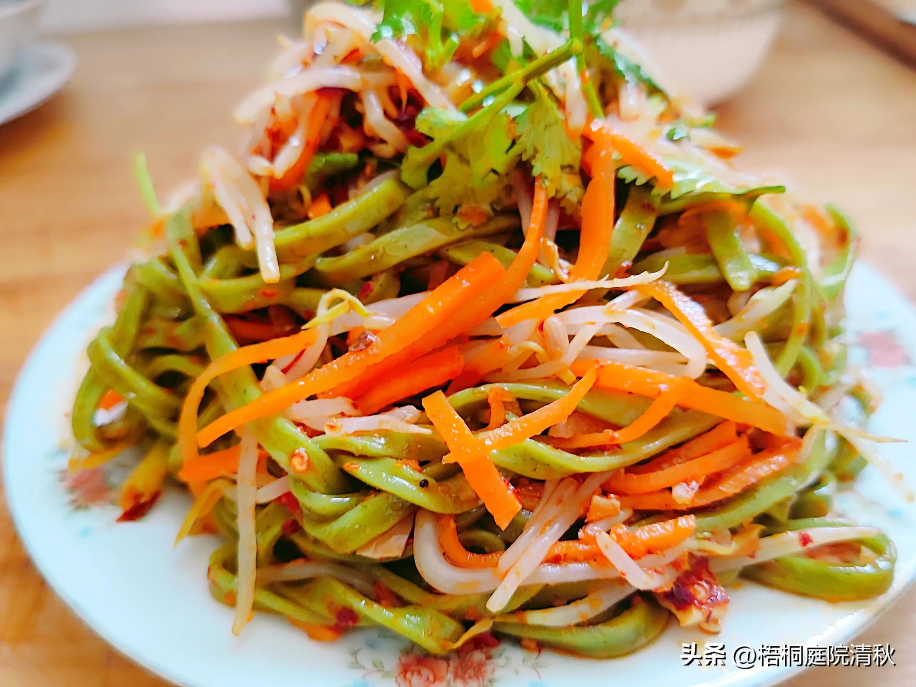 In the midsummer of July, make a bowl of cold noodles like this in ...