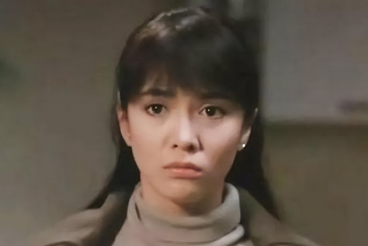 "Plastic Plastic Surgery Maniac" Zheng Yuling: Keeping her boyfriend ...