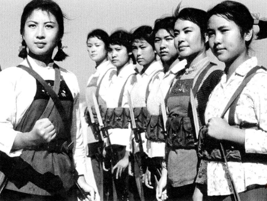 Color feature film [Haixia] - 1976 [People's Film] No. 8 - iNEWS