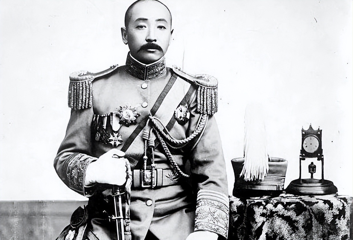 Zhang Zuolin saves his son - iMedia