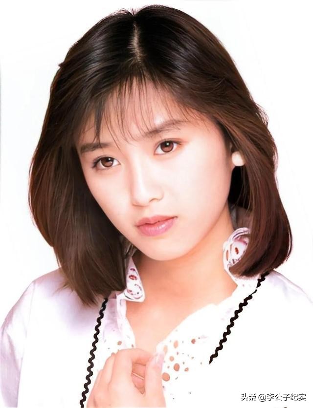 From the queen to the addict, from the popularity to online begging ...