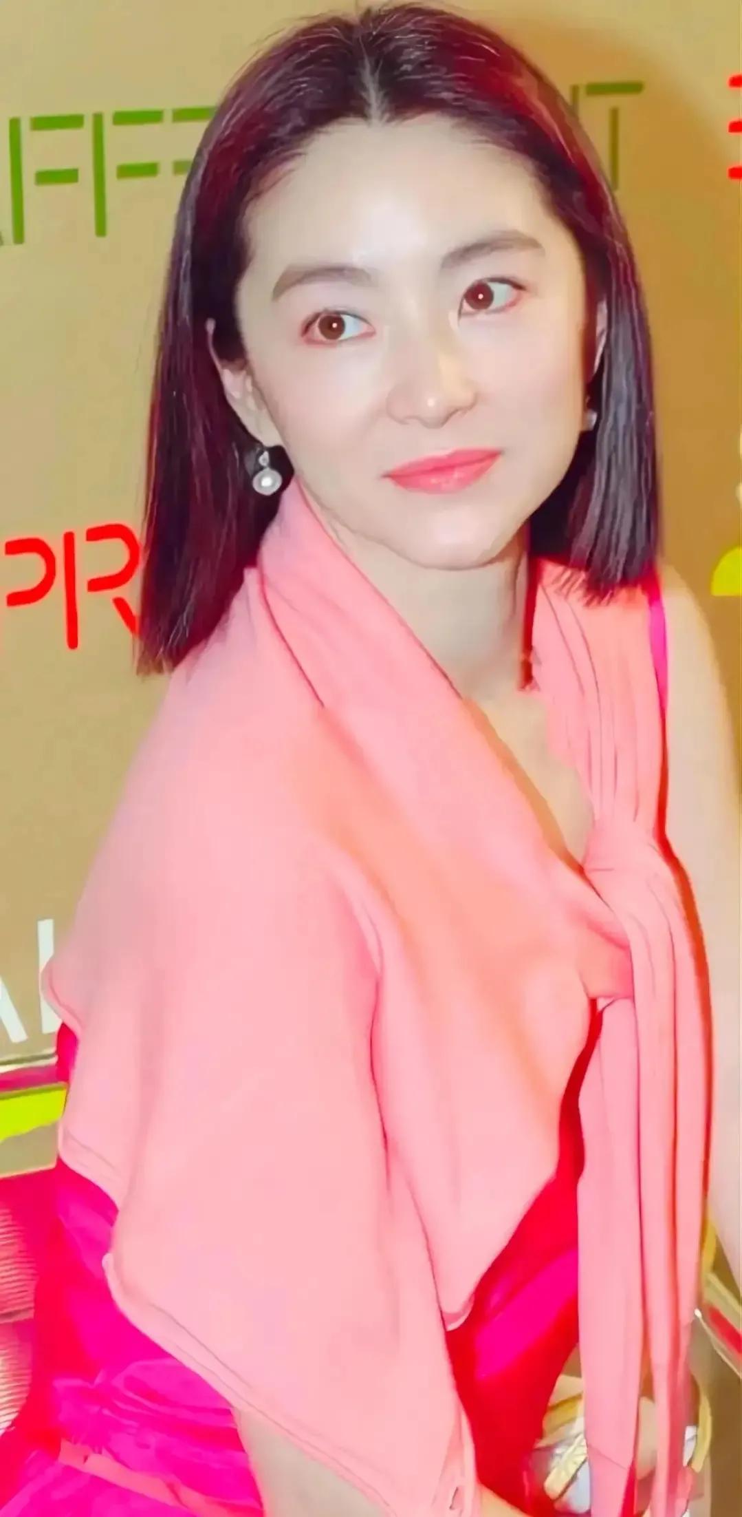 Goddess Brigitte Lin - iNEWS