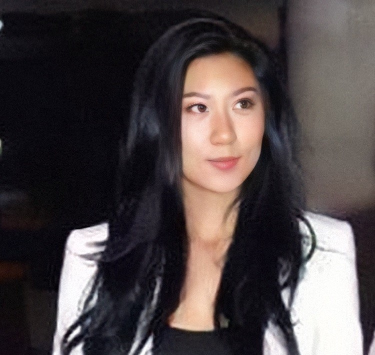 He was raised by Xie Xian for 12 years and exchanged his youth for 20 ...