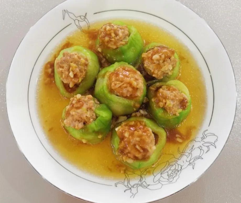 Loofah stuffed meat is a delicious and nutritious dish - iNEWS