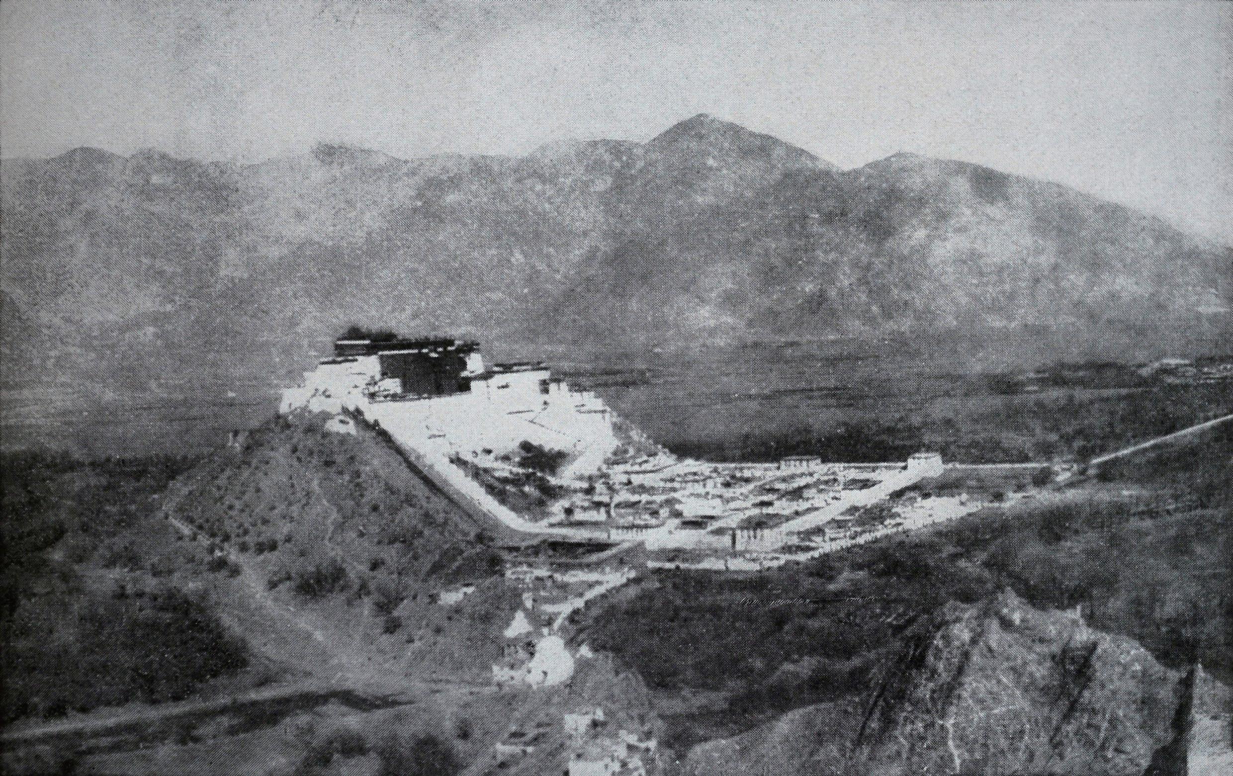 Huang Jianpeng: [Flowing Scrolls of the Potala Palace——The Potala ...