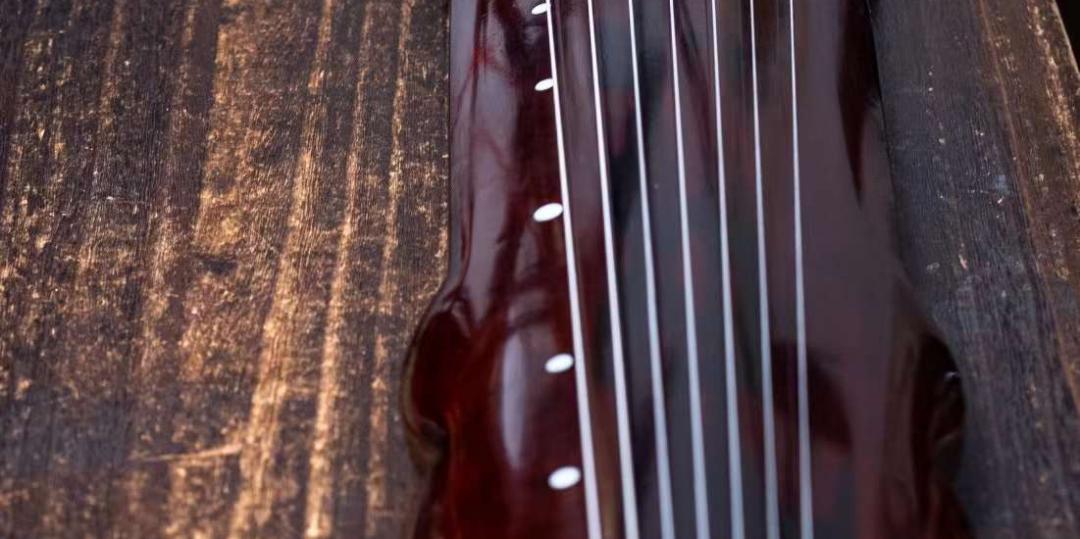 Qin language: the principle of overtones at each string emblem of Guqin ...