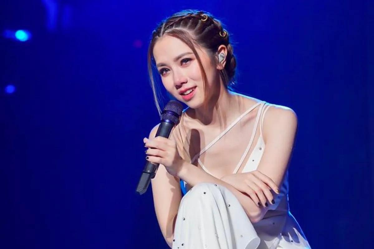 Lin Youjia officially announced the world tour concert, netizen: Do you ...