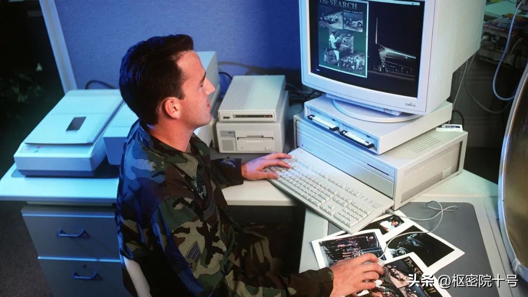 The US military computer is so antique, beyond your imagination - iNEWS