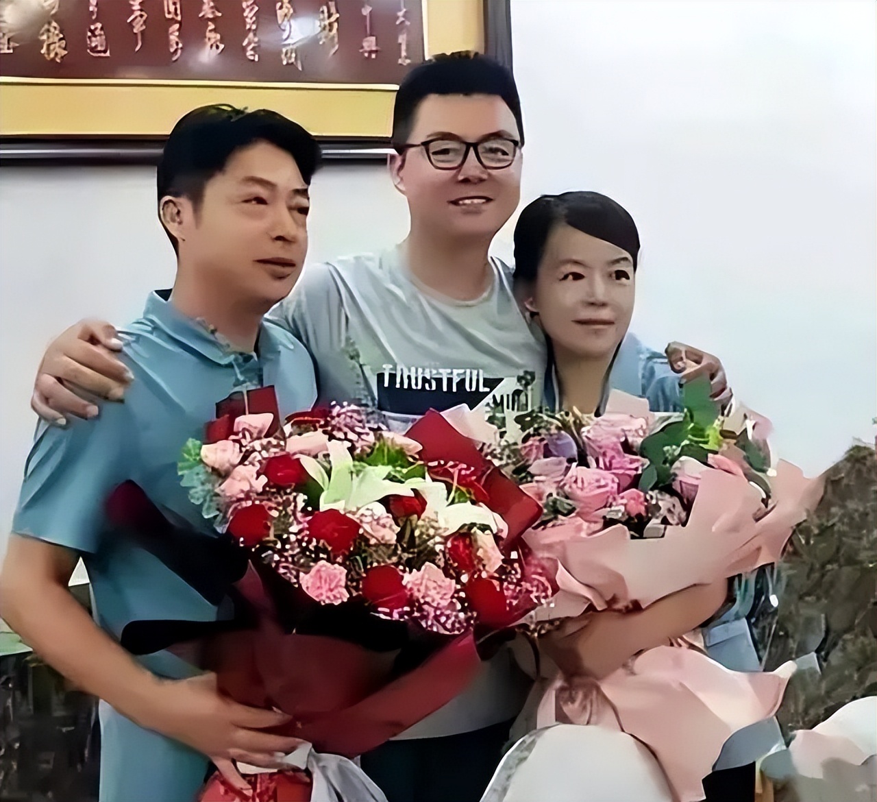 Tian Jing once connoted Xu's mother to travel in the mountains and ...