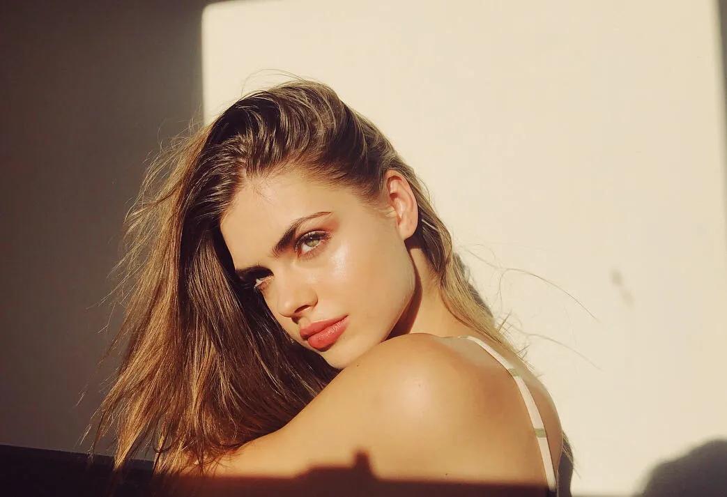 Israeli supermodel - Yale Shelby - iNEWS