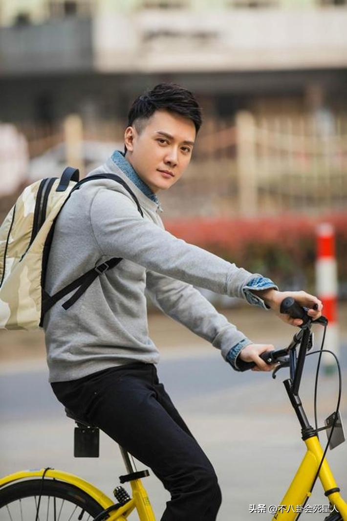 They were male idols when they were young, but they became greasy men ...