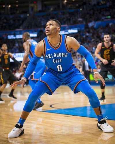 Loyal teacher! Westbrook is willing to fight side by side with George ...