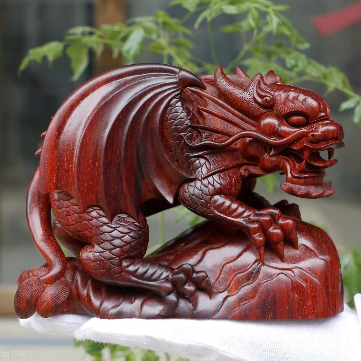 Yinglong is a kind of dragon in ancient Chinese myths and legends. - iMedia