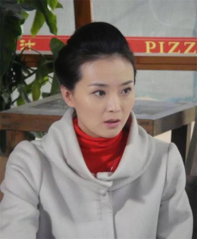 She used to be Qiong Yao's favorite, her career was very successful and ...