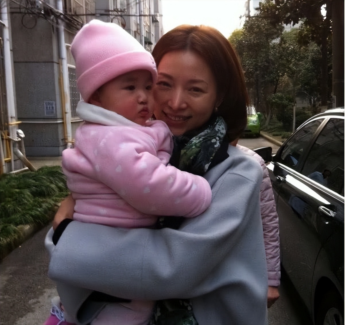 Dong Qing goes out without makeup and is unkempt, her appearance has ...