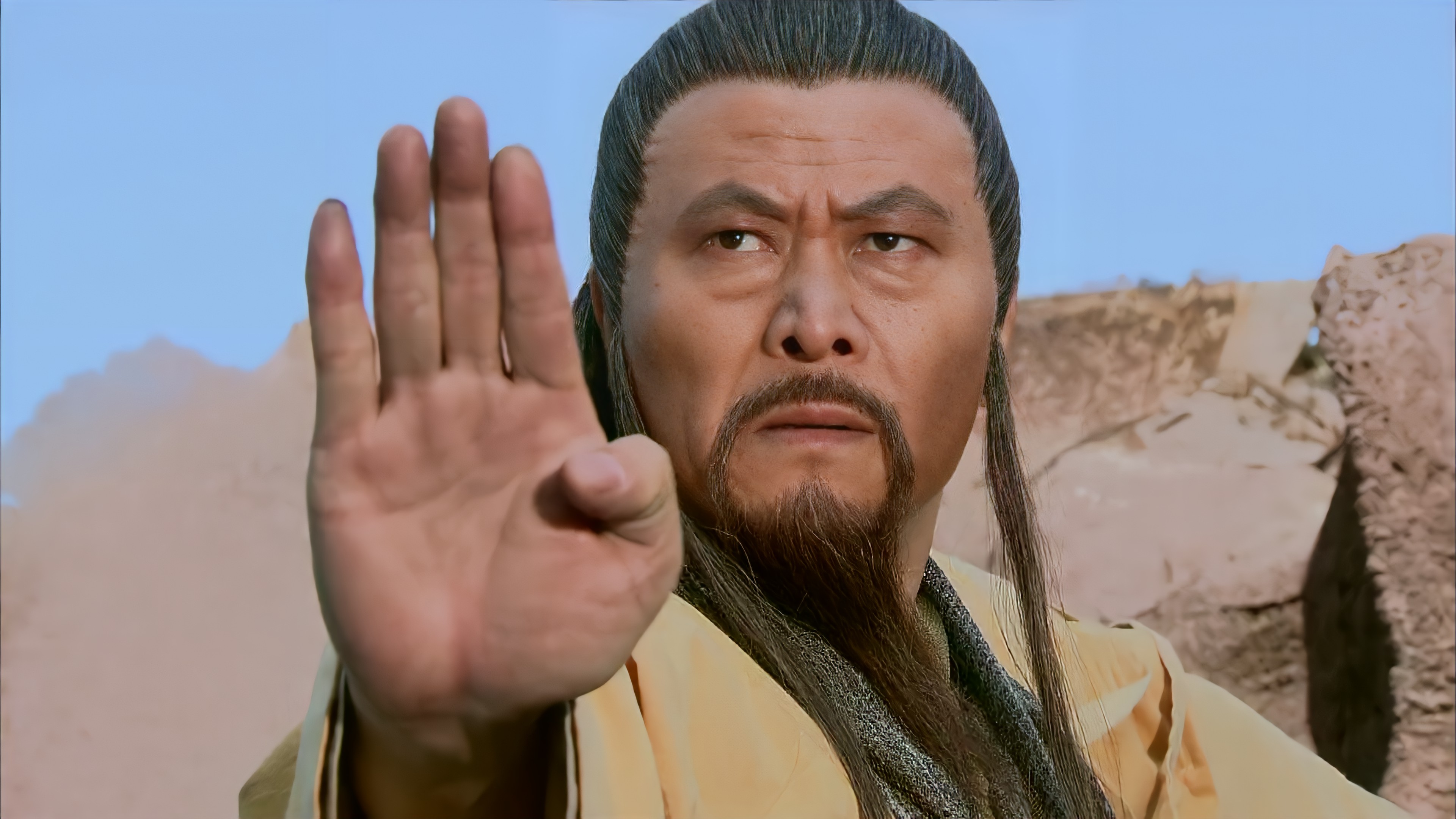 Qiu Qianren's martial arts are not as good as Huang Yaoshi's, so why ...
