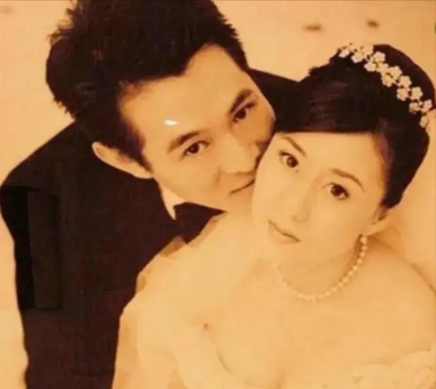 "Hong Kong local girl" Li Zhi, who will soon become the fifth wife of ...