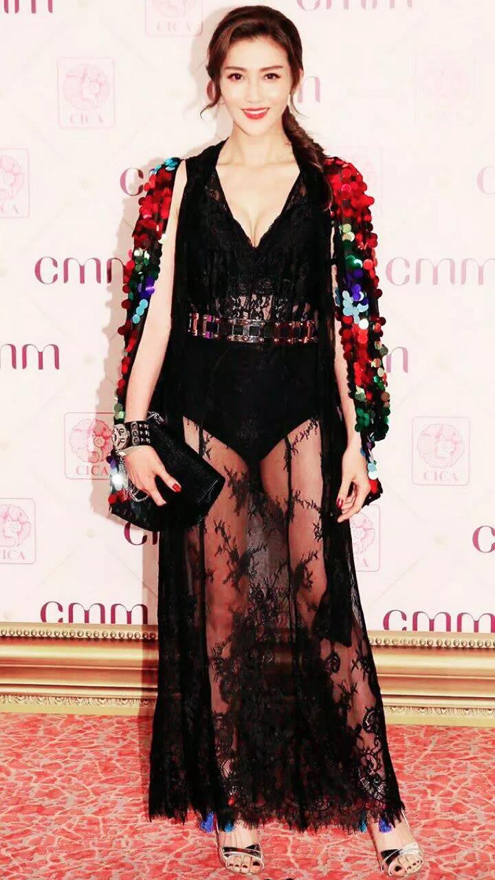 Li Caihua's beautiful photo album - iNEWS