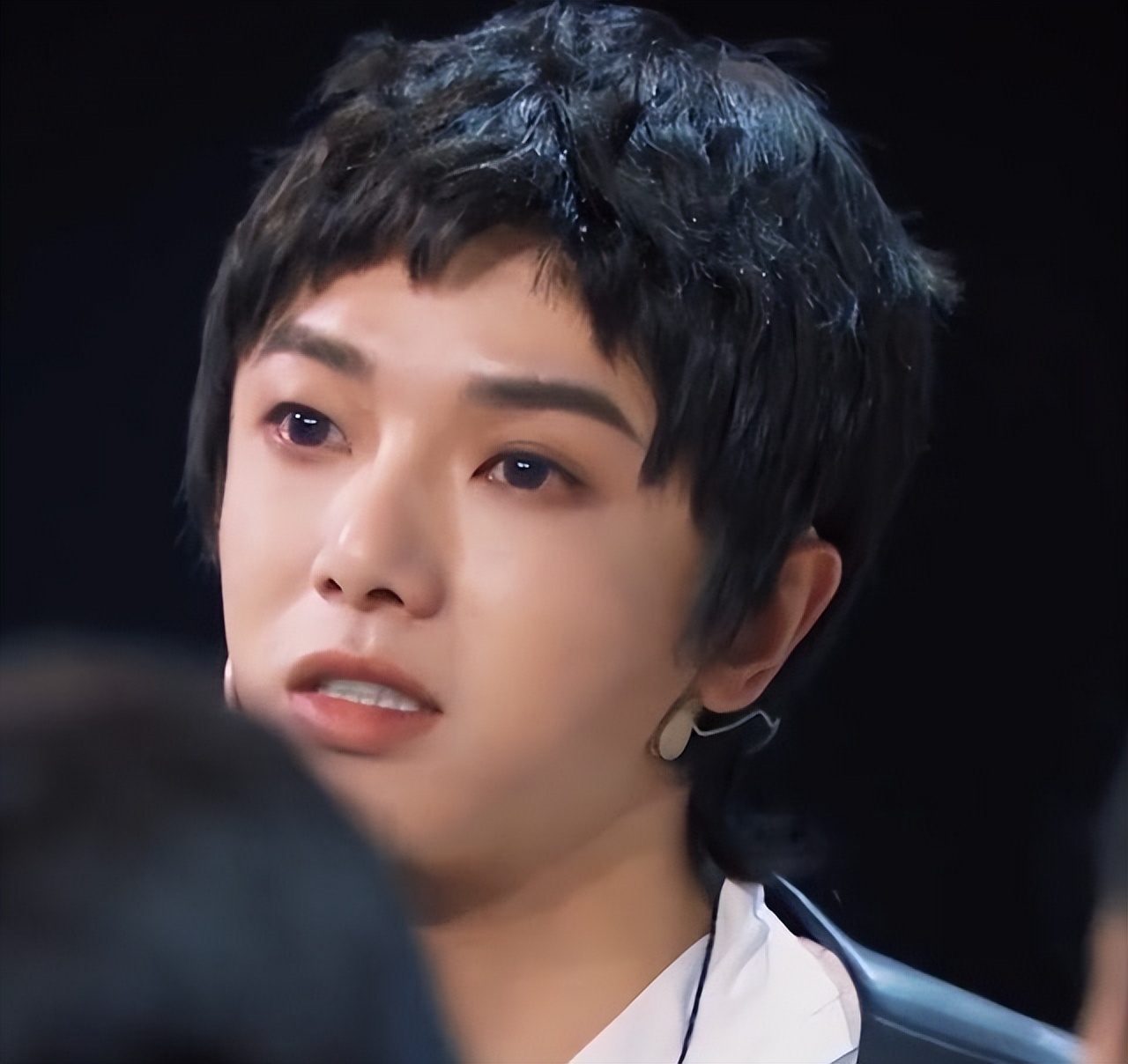 Hua Chenyu hasn't grown up yet?Mother was still worried about him when he parted - iNEWS