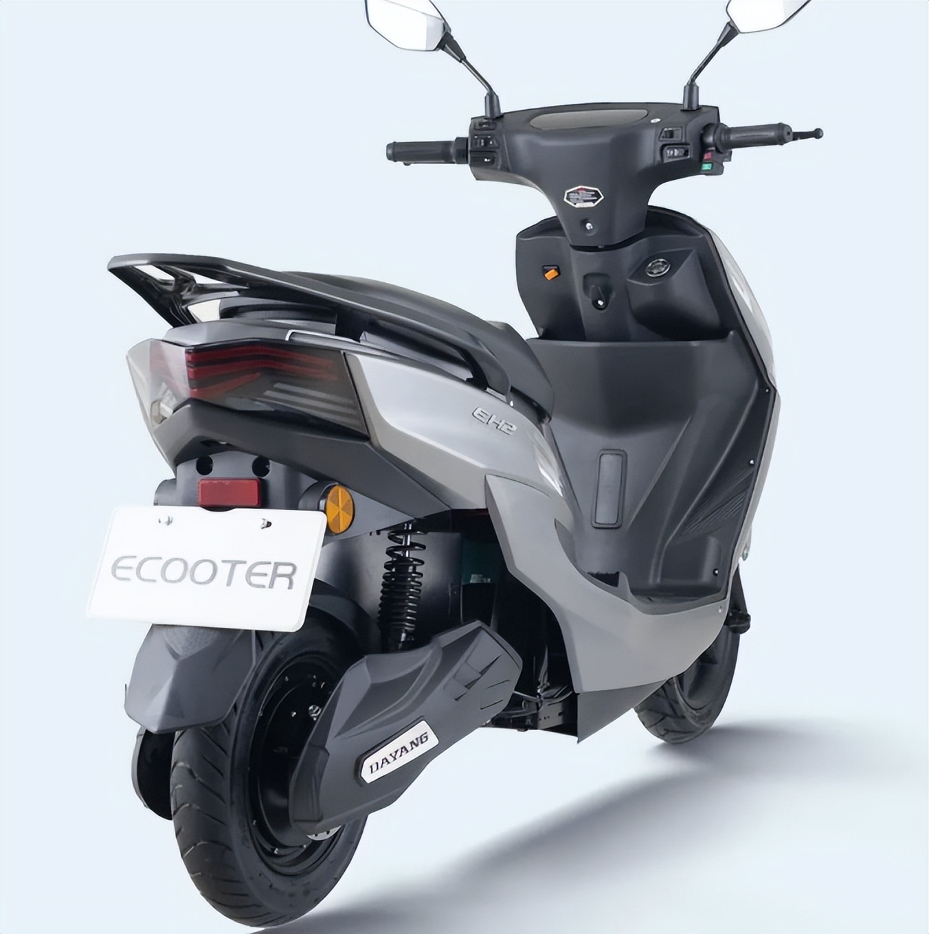 These 2 electric motorcycles are equipped with self-developed motors ...