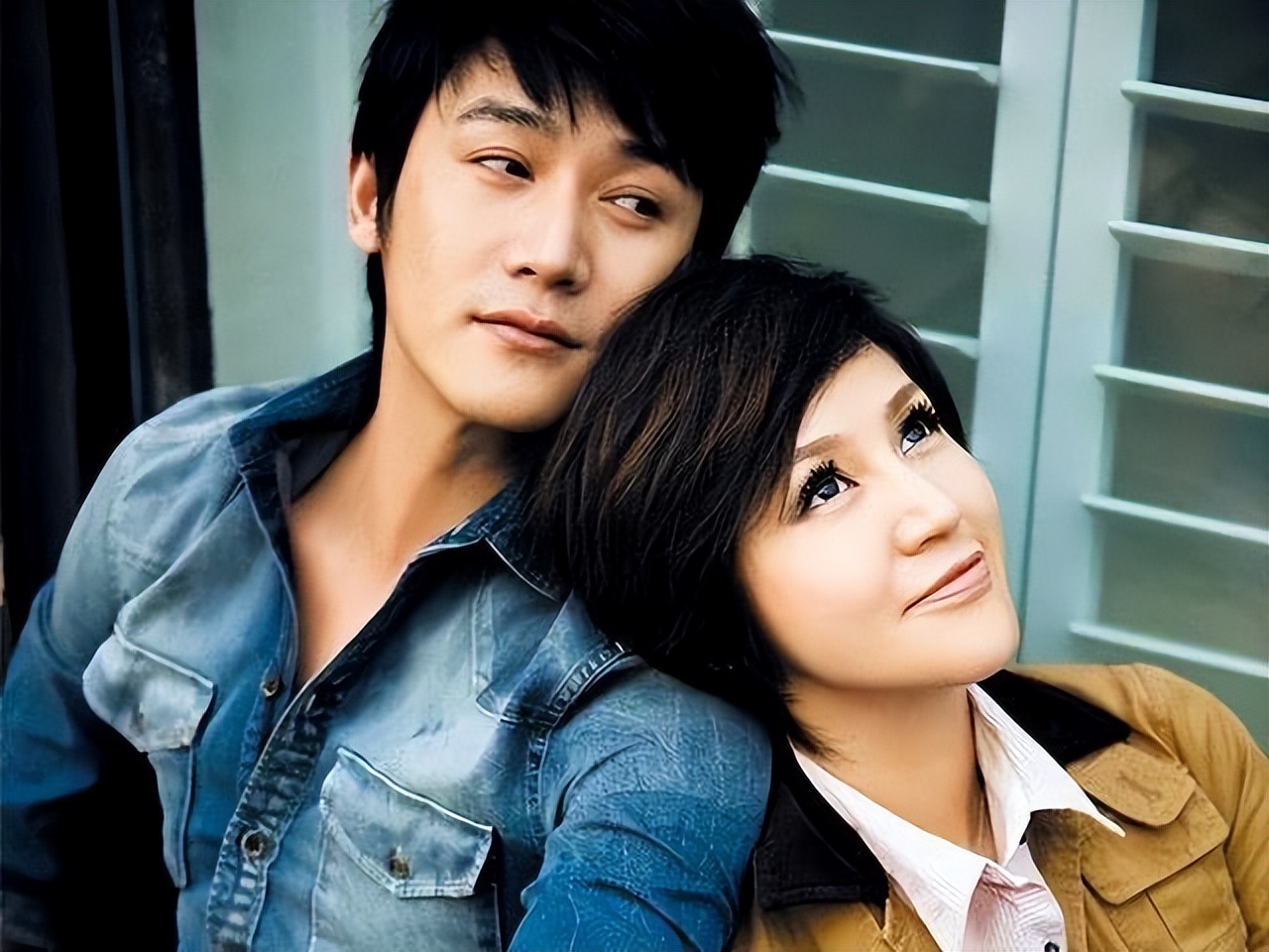 Bao Lei celebrated her 46th birthday, Lu Yi posted a family photo, and ...