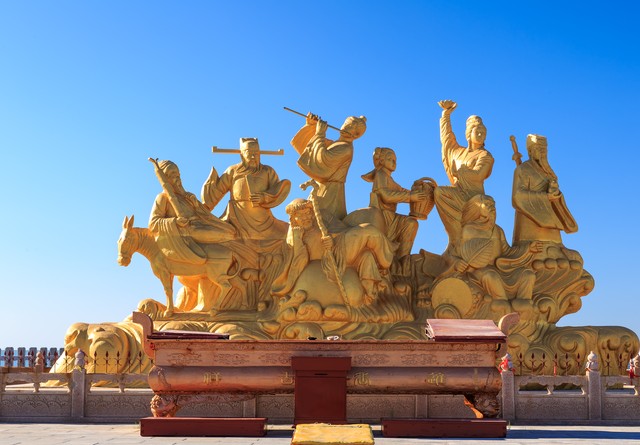 The Eight Immortals Crossing the Sea, the history of the three people ...