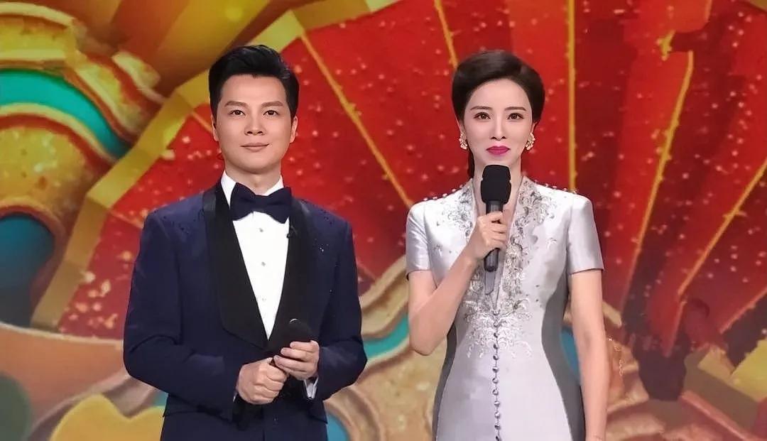 Li Sisi, the host of CCTV, expressed his helplessness and sadness in 23 ...