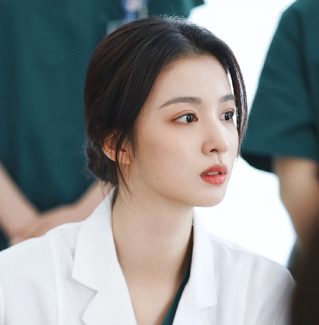 Why did she become famous when she became famous... - iNEWS