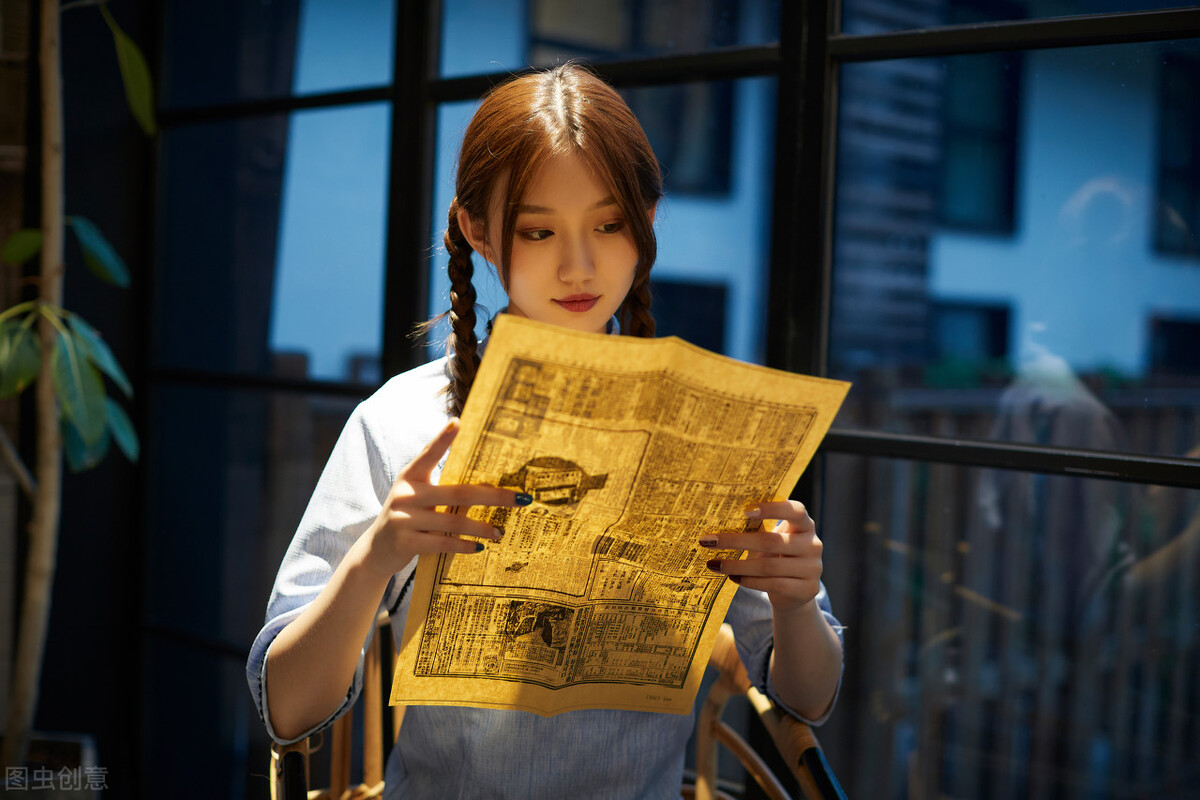 The tragic life experience of genius writer Zhang Ailing - iNEWS